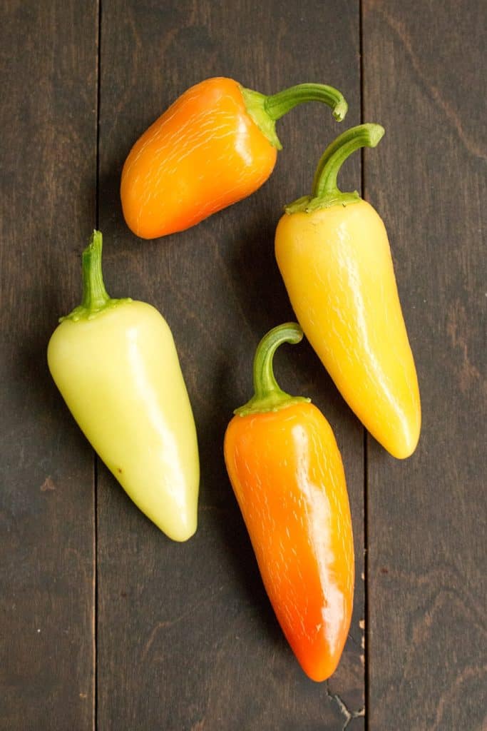 Jaloro Chili Peppers - All About Them - Chili Pepper Madness