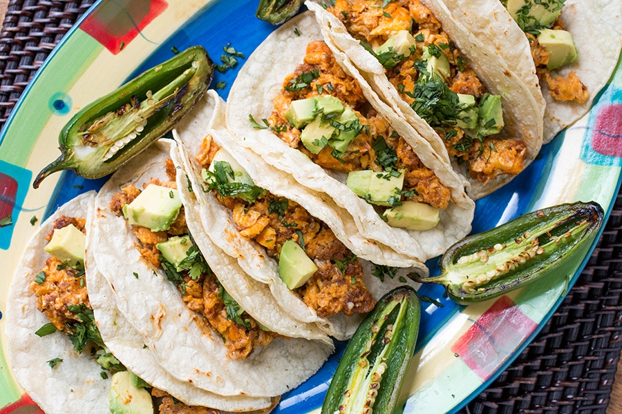 Chorizo con Huevos (Scrambled Eggs with Chorizo) Recipe - Chili Pepper ...