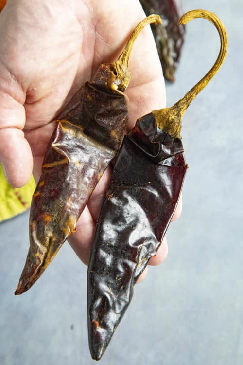Mirasol Peppers: All About Them - Chili Pepper Madness