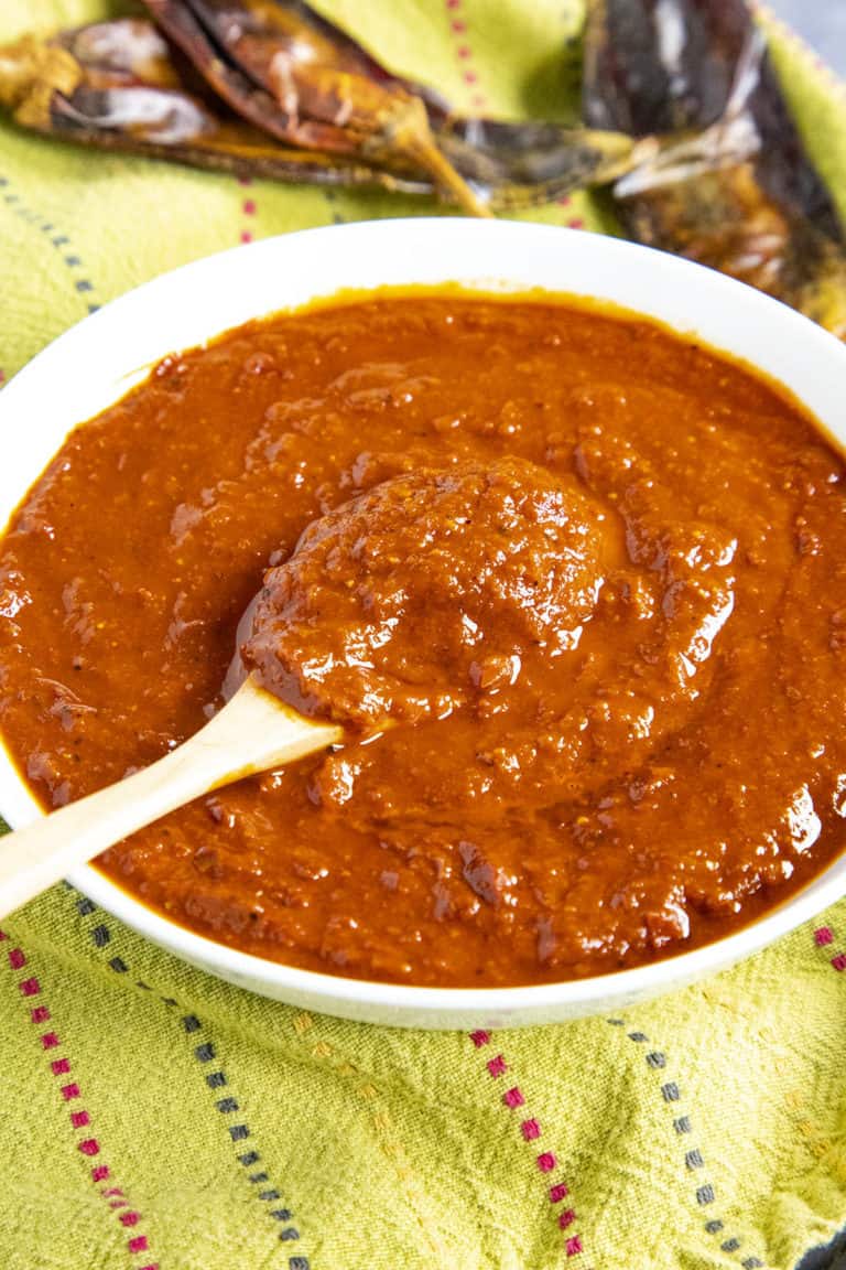 Guajillo Sauce - Chili Pepper Madness