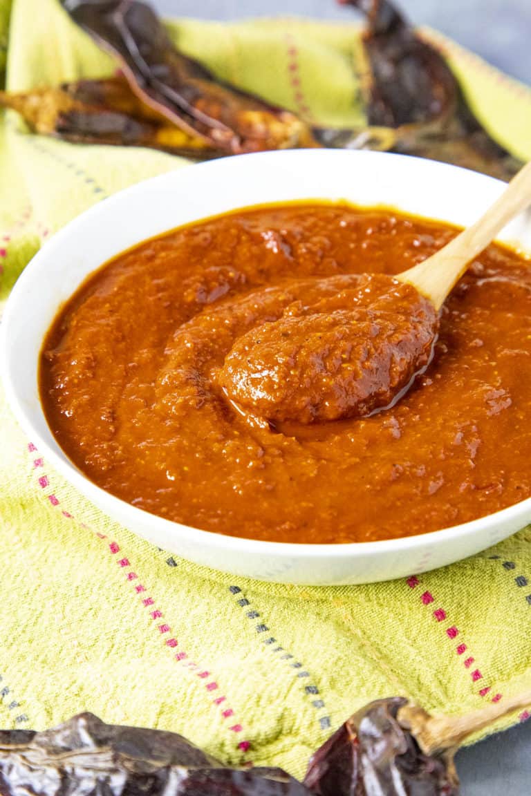 Guajillo Sauce - Chili Pepper Madness