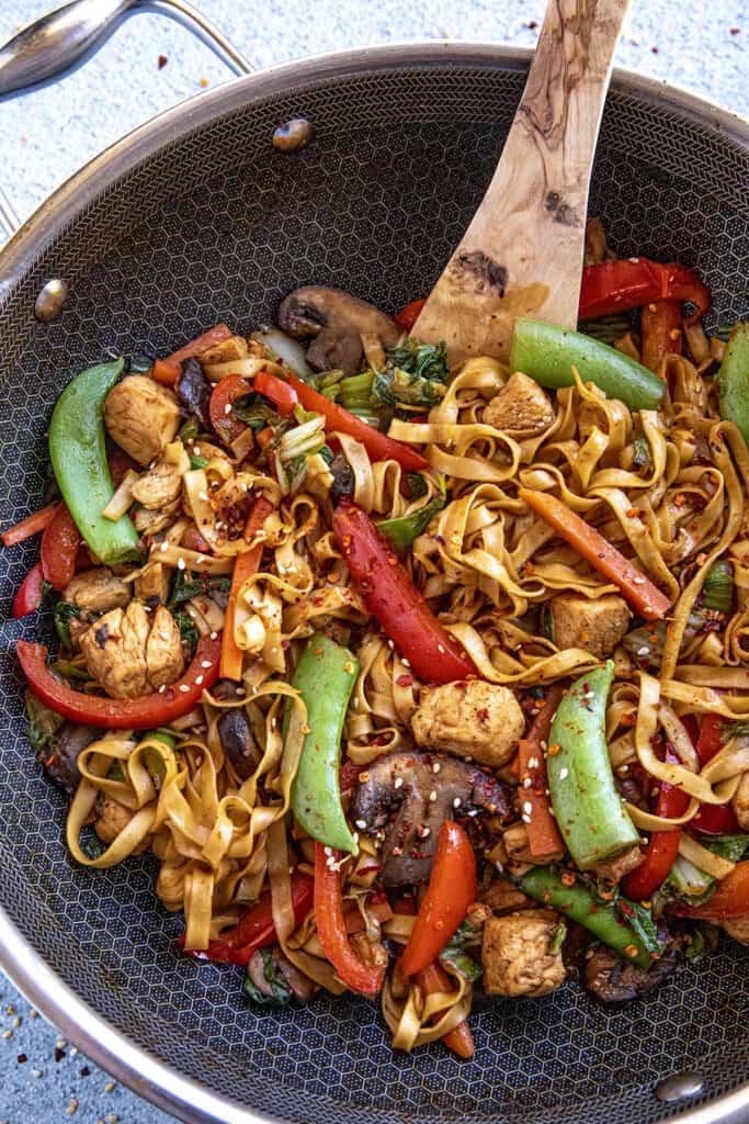 Chicken Lo Mein - Chili Pepper Madness