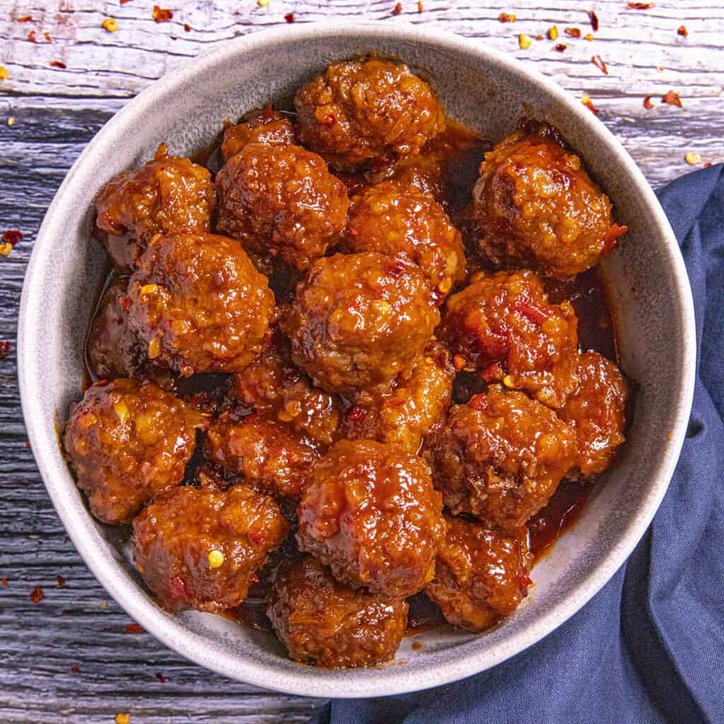 Grape Jelly Meatballs Recipe - Chili Pepper Madness