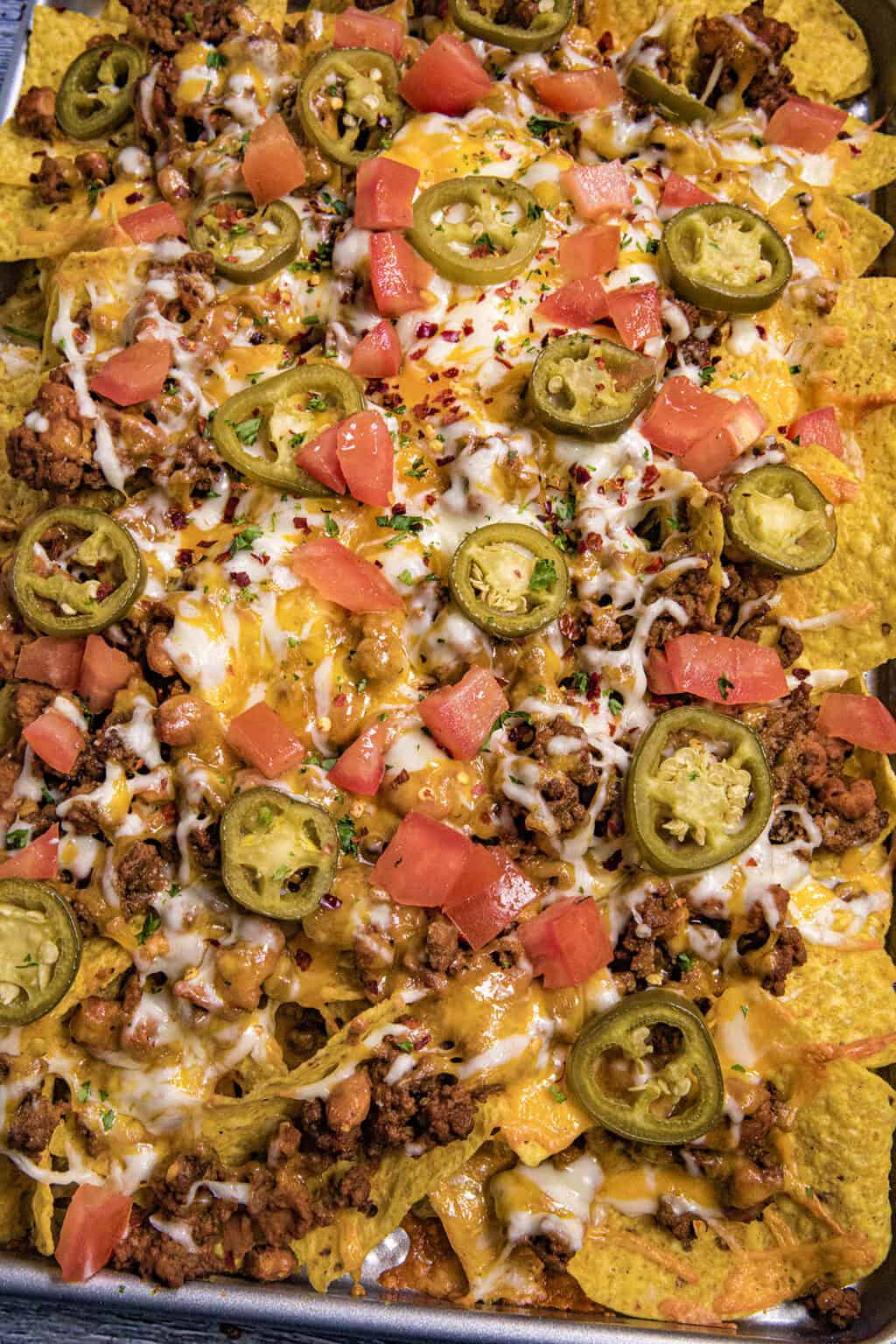 Easy Nachos Recipe - Chili Pepper Madness