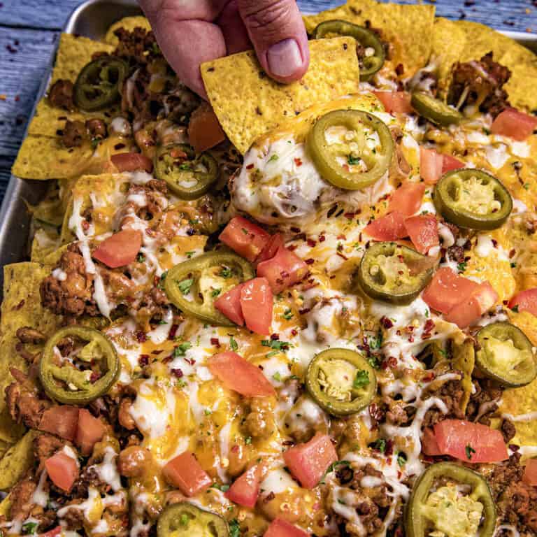 Easy Nachos Recipe - Chili Pepper Madness