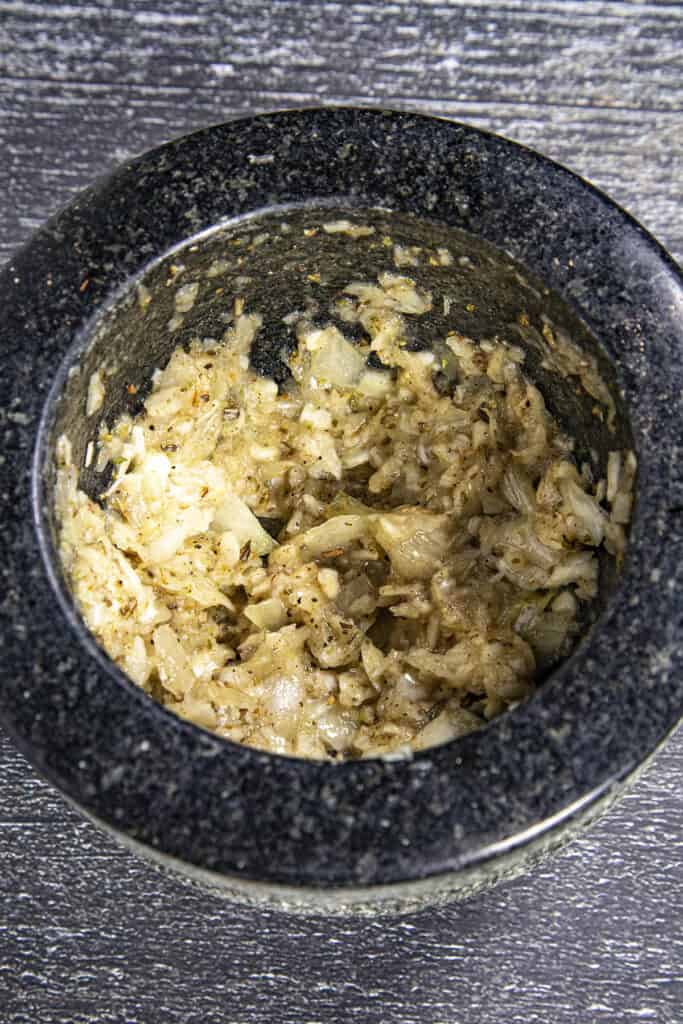 Cuban Mojo Marinade Recipe (Mojo Sauce) - Chili Pepper Madness