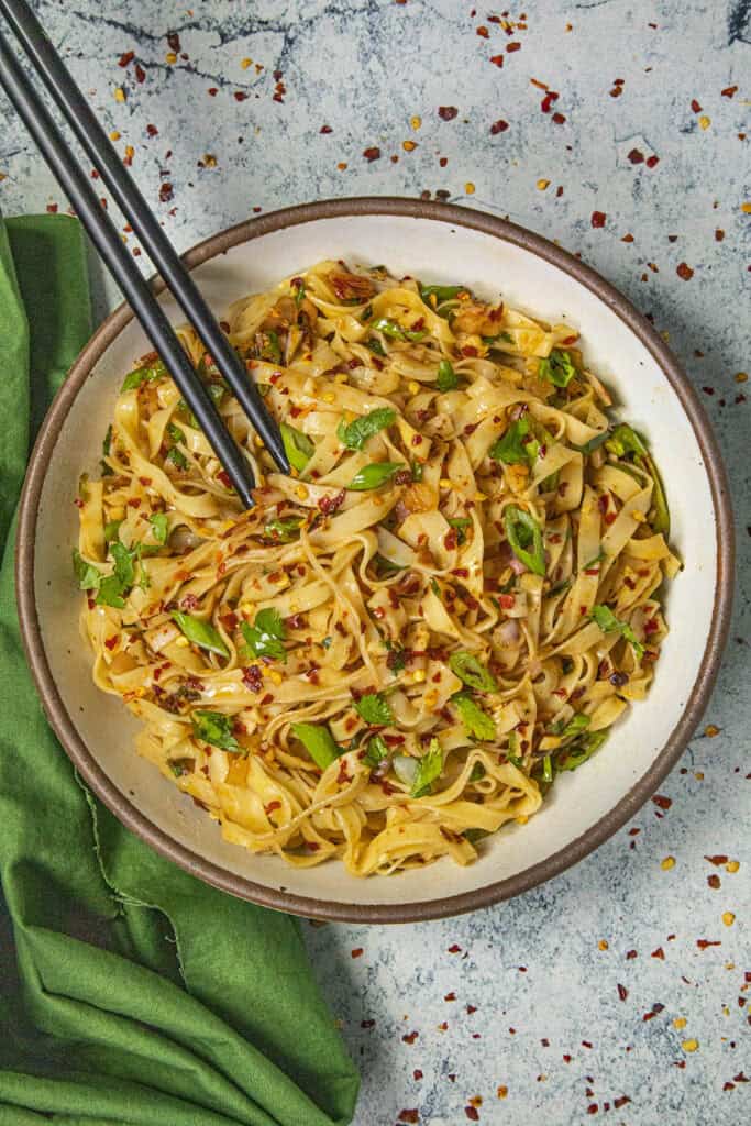 Chili Oil Noodles - Chili Pepper Madness