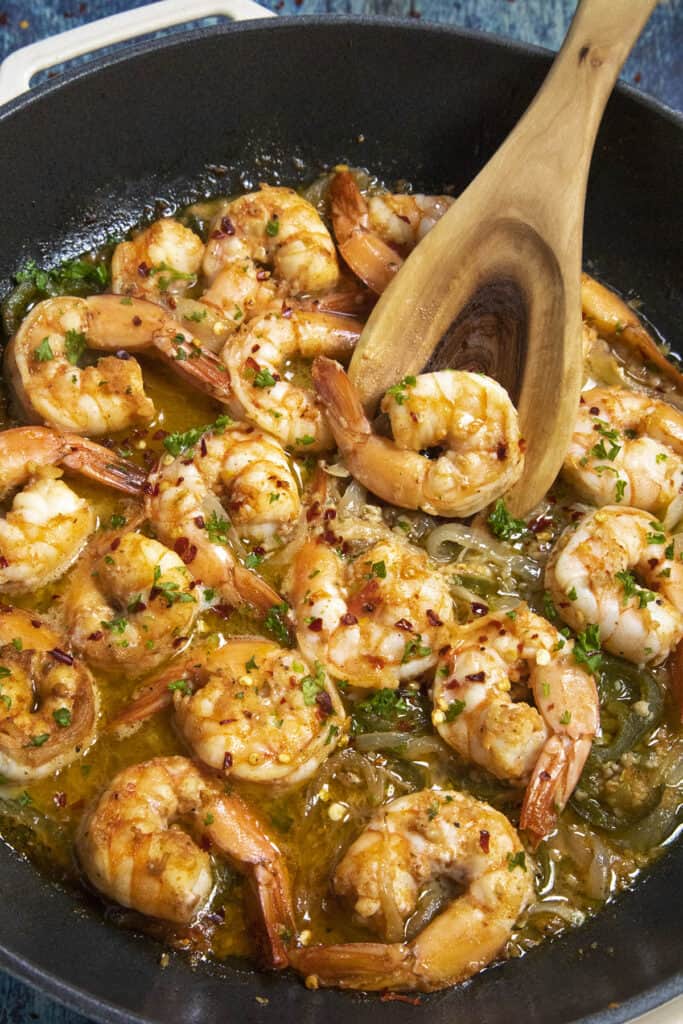Mexican Garlic Shrimp (Camarones al Mojo de Ajo) - Chili Pepper Madness