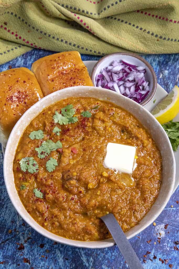 Pav Bhaji Recipe (Spicy Vegetable Curry) - Chili Pepper Madness