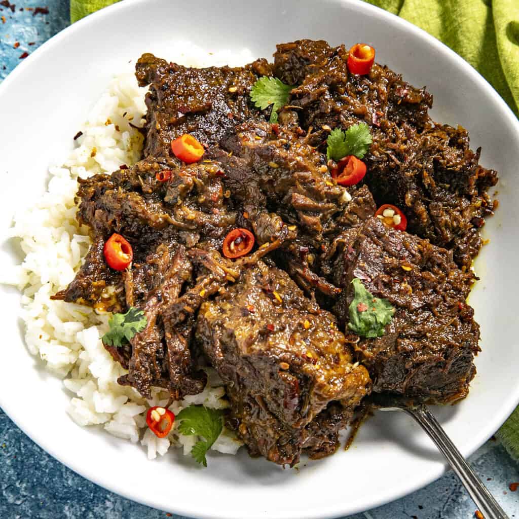 Beef Rendang Recipe (Indonesian Beef Stew) - Chili Pepper Madness