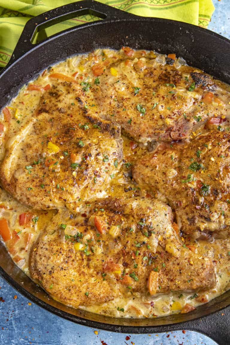 Smothered Pork Chops Recipe - Chili Pepper Madness