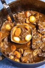 Beef Bourguignon (Classic French Beef Stew in Red Wine) - Chili Pepper ...