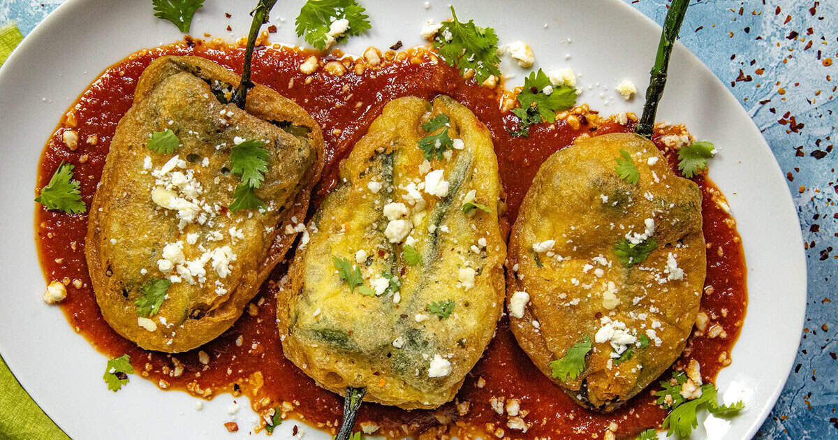 Chiles Rellenos Recipe (Authentic, Crispy & Foolproof Every Time ...